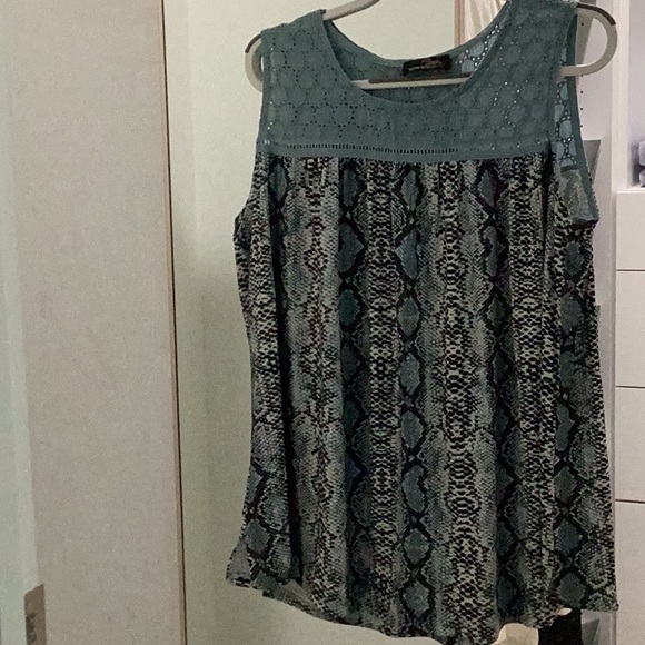 Suzanne Betro | Tops | Suzanne Betro Snake Print Top | Poshmark